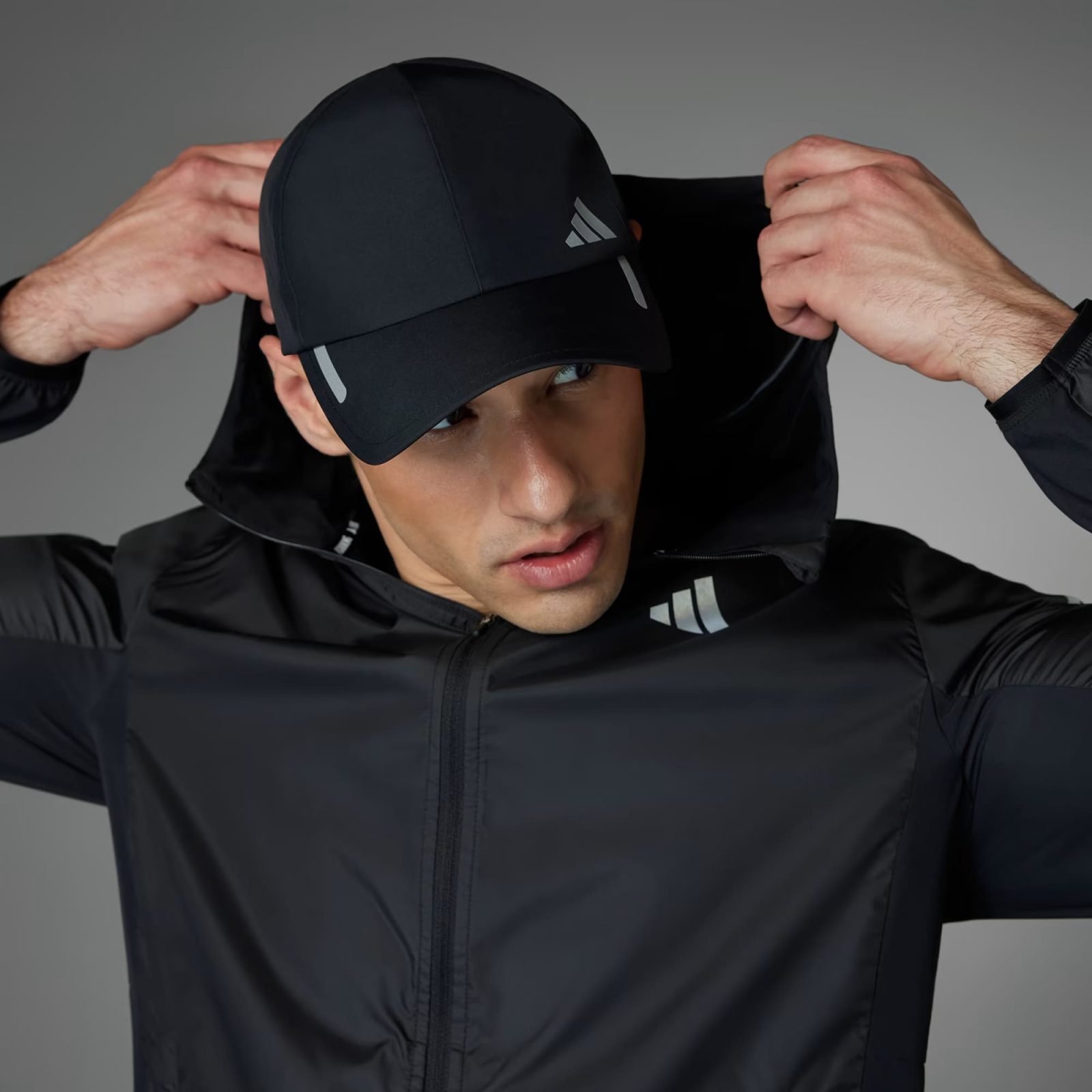 Adidas เสื้อแจ็คเก็ตผู้ชาย Own the Run Jacket | Black ( HZ4523 ) - APX ...