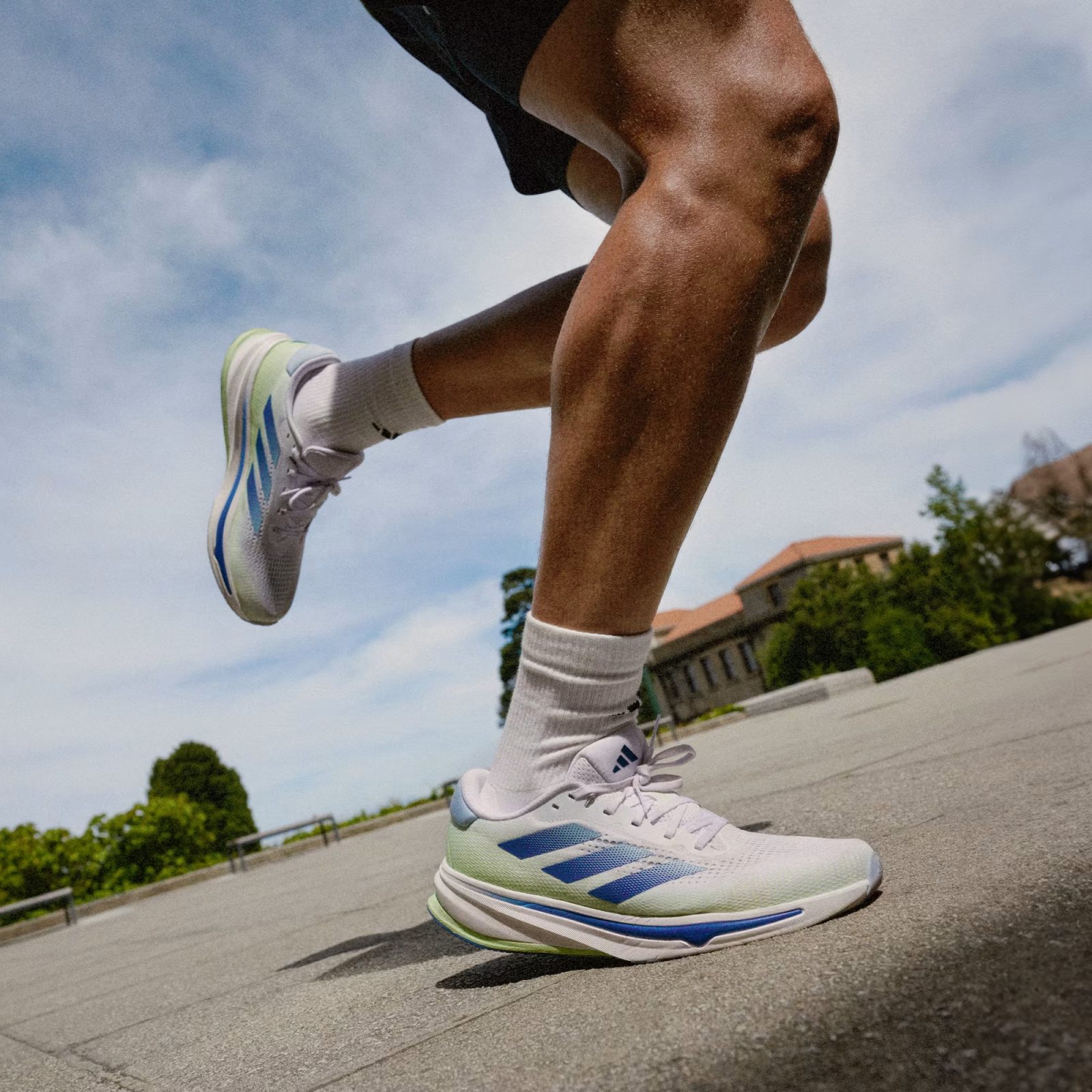 Adidas รองเท้าวิ่งผู้ชาย Supernova Rise | Cloud White/Wonder Blue/Green ...