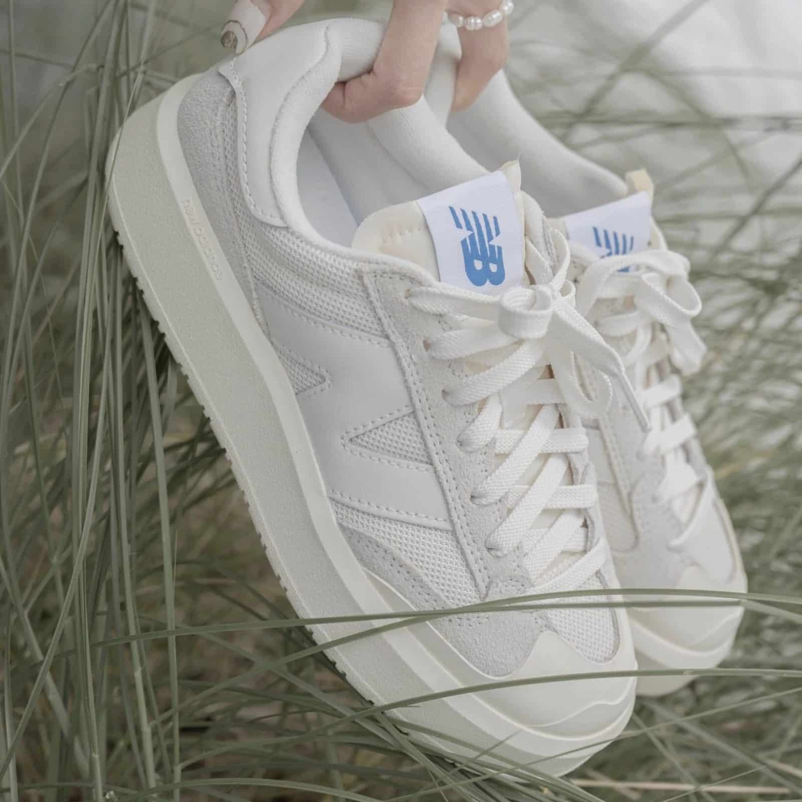 New Balance รองเท้าผ้าใบผู้หญิง CT302 | Sea Salt/Cobalt ( CT302RB ...