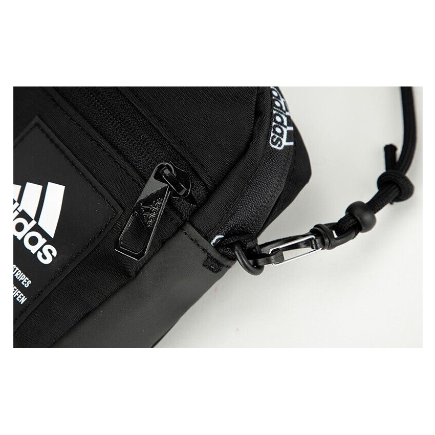 Adidas กระเป๋าสะพายข้าง