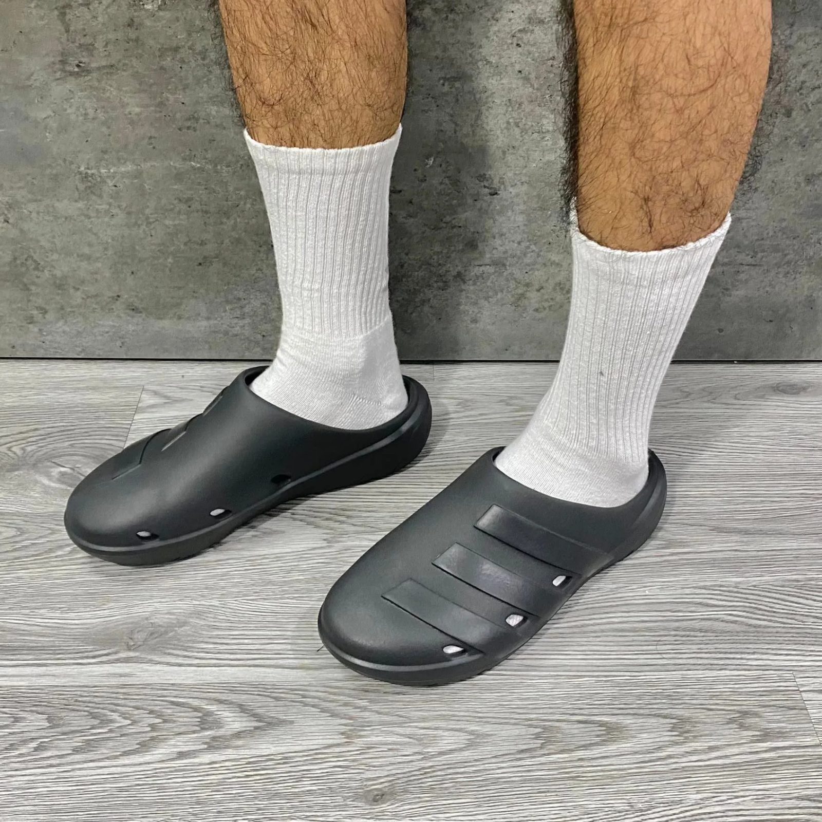 Adidas รองเท้าแตะคล็อก Adicane Clogs | Carbon/Carbon/Core Black ...