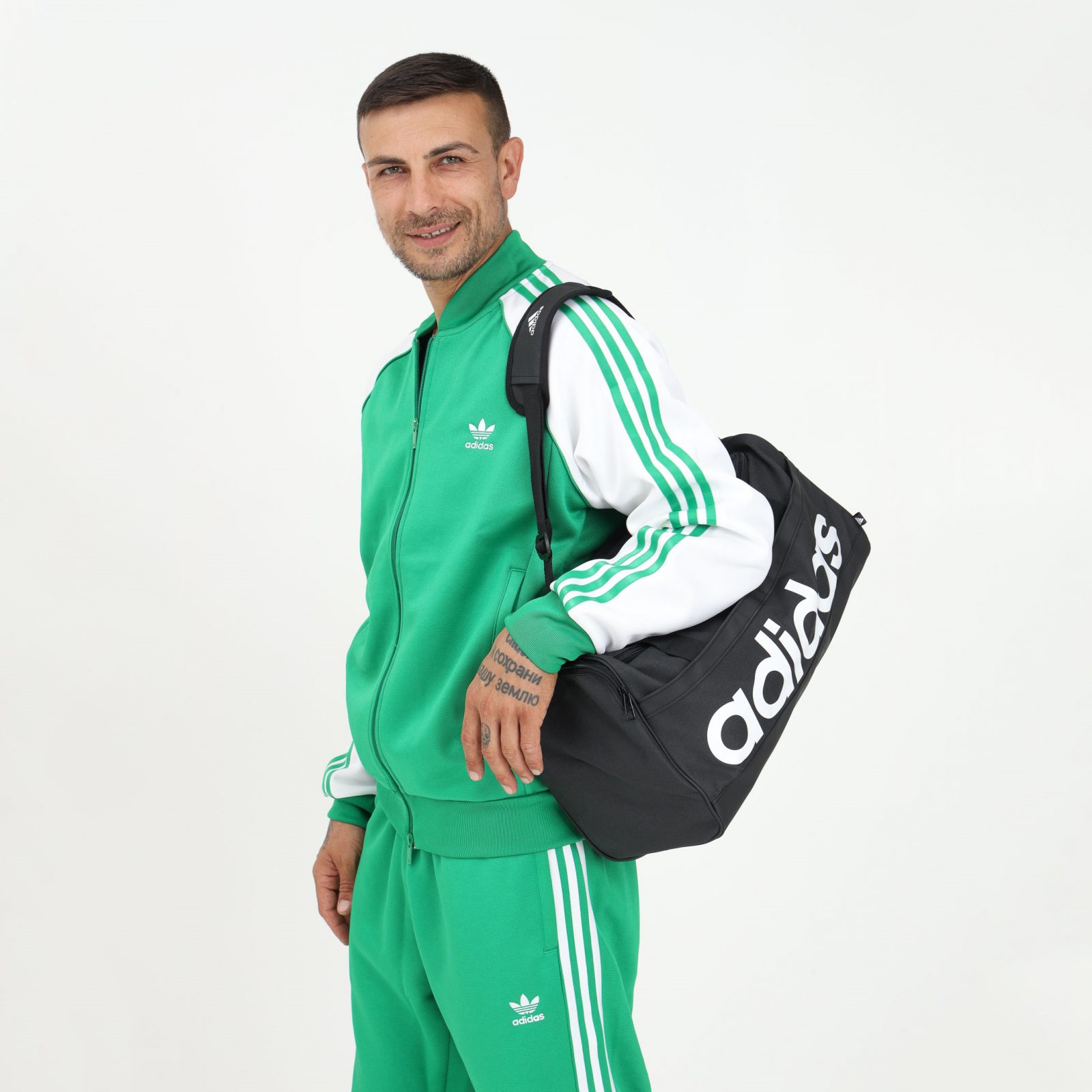 Adidas กระเป๋าเดินทาง Essentials Linear Duffel Bag Small | Black/White ...