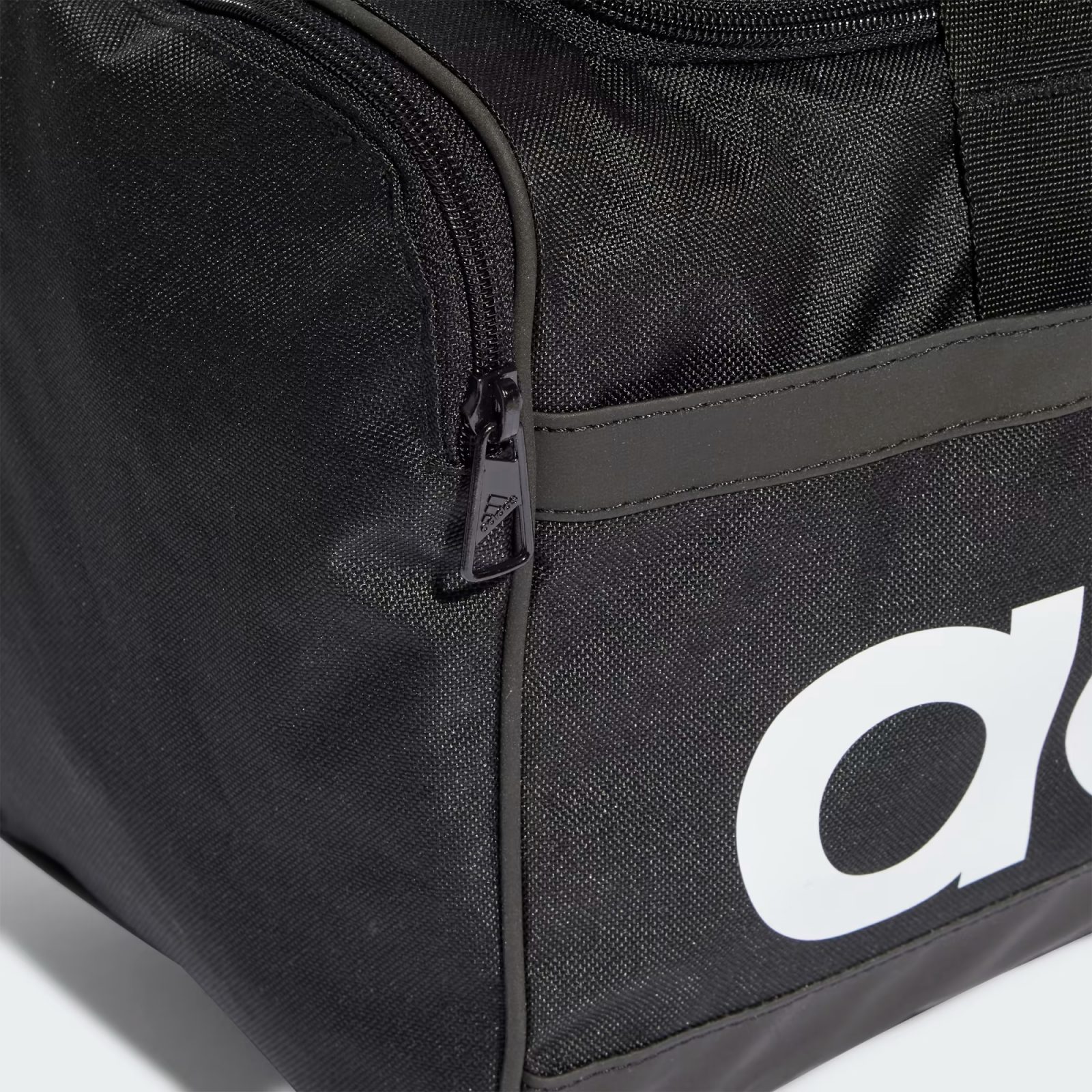 Adidas กระเป๋าเดินทาง Essentials Linear Duffel Bag Medium | Black/White ...