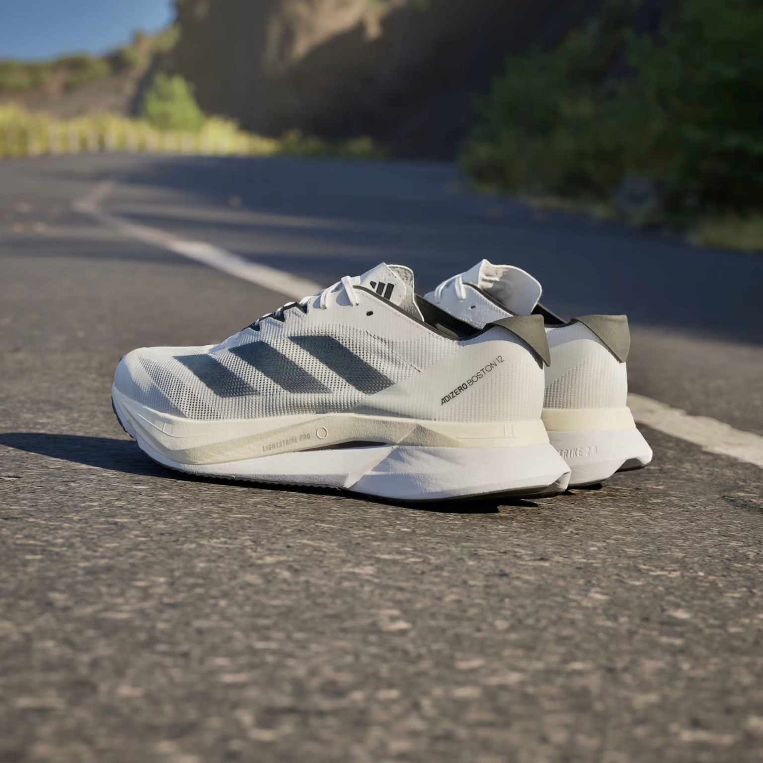 Adidas รองเท้าวิ่งผู้ชาย Adizero Boston 12 | Cloud White/Core Black ...