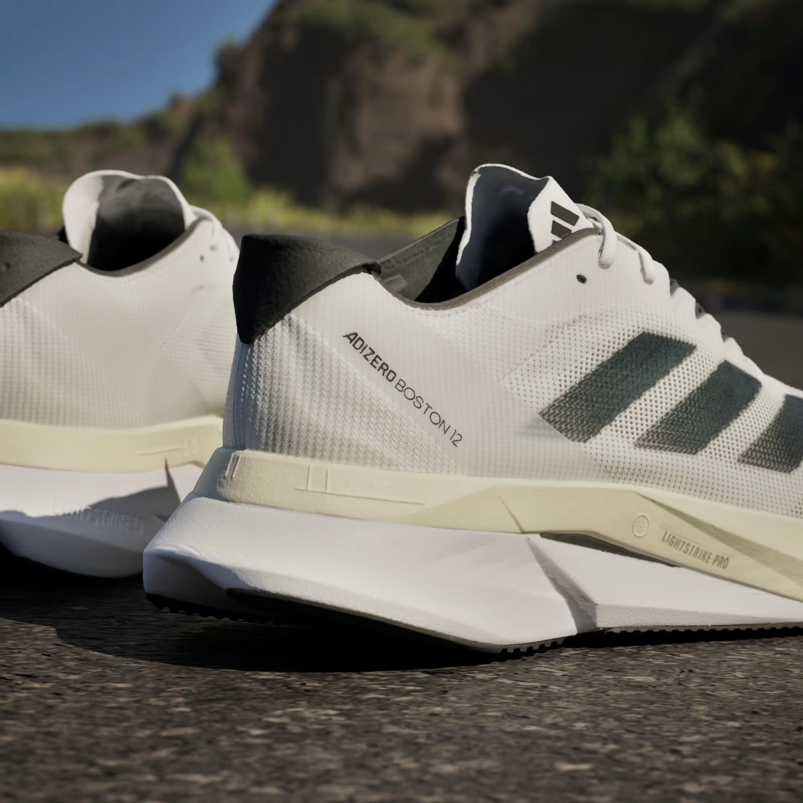 Adidas รองเท้าวิ่งผู้ชาย Adizero Boston 12 | Cloud White/Core Black ...
